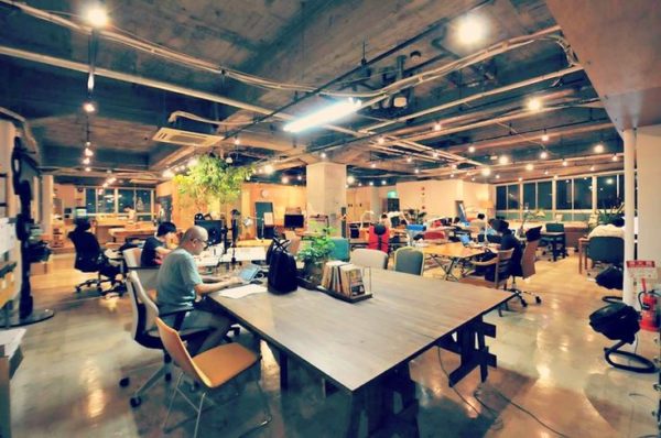 Coworking to change the work culture in Japan - SocialWorkplaces.com